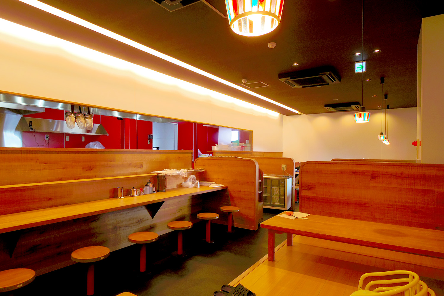 ラーメン店 店舗内装工事 | 鹿児島で『もみの木』の新築・リノベーション・リフォームなら 住まいるスタイル